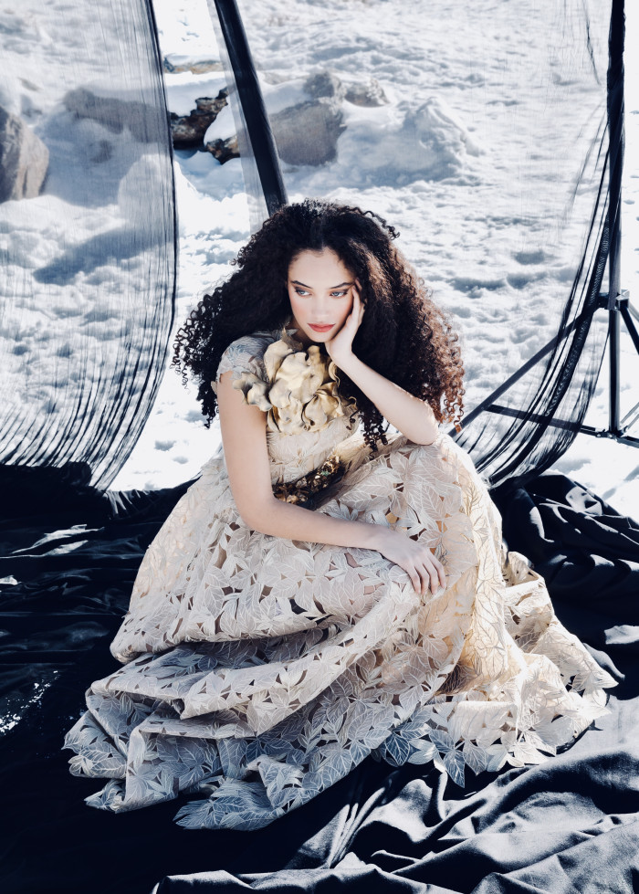 Morena de ojos claros / Modelo: @daniela.riveri